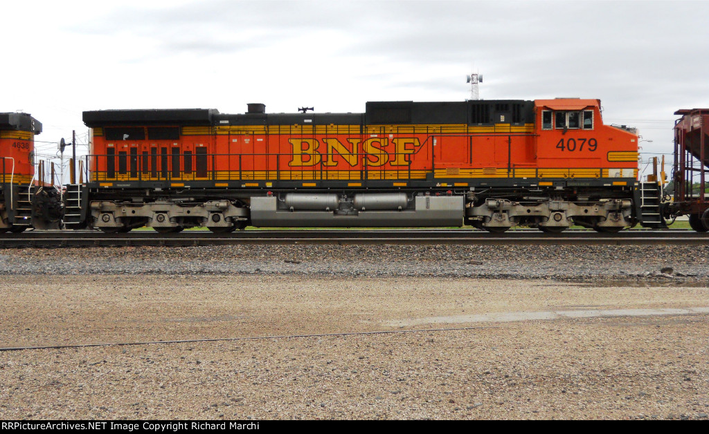 BNSF 4079
